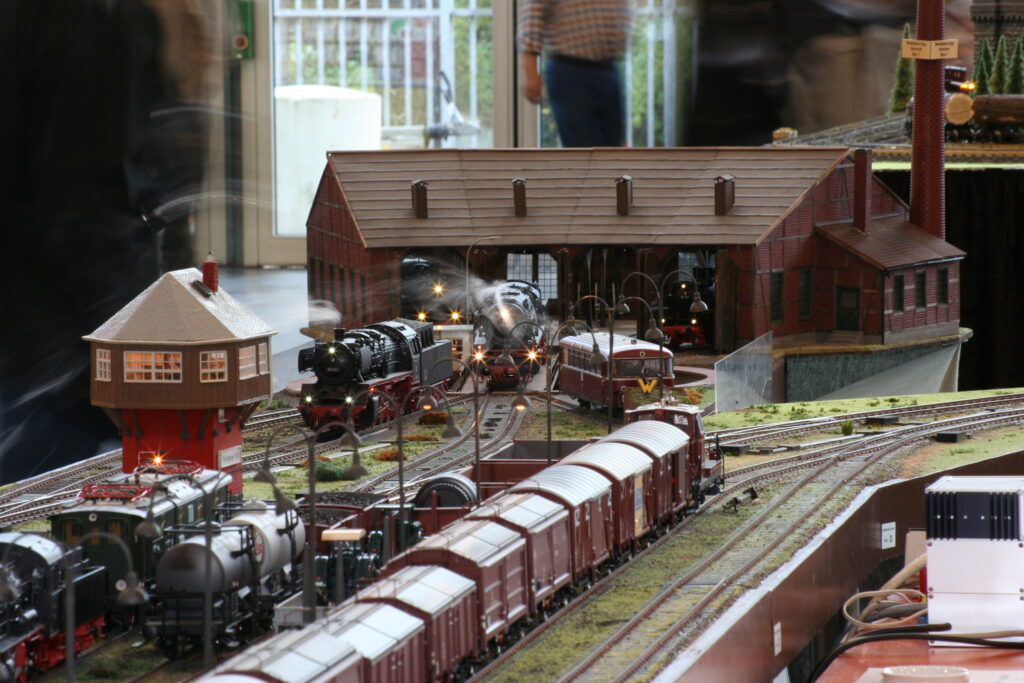 Die Spur 1 Modellbahn-Anlagen stellen sich vor | Faszination Modellbahn ...